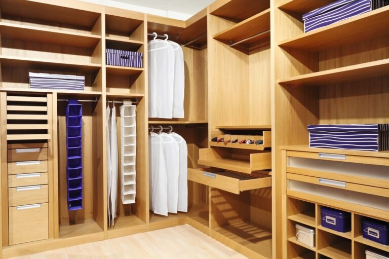 Inspiring 10 Wall Closet Design Ideas to Maximize Your Space