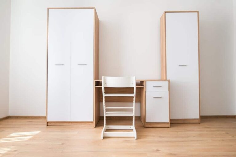 Discover the 5 Benefits of Free-Standing Closet Systems