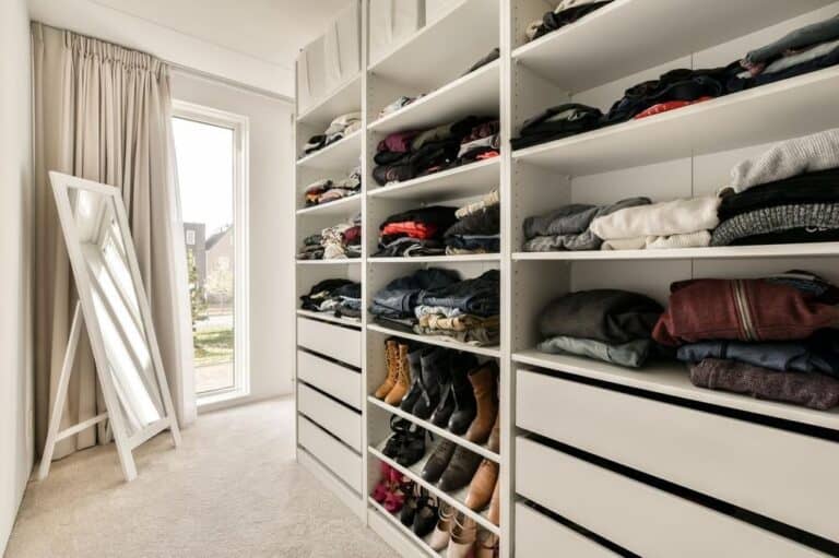 20 Creative Small Walk-In Closet Ideas and Tips
