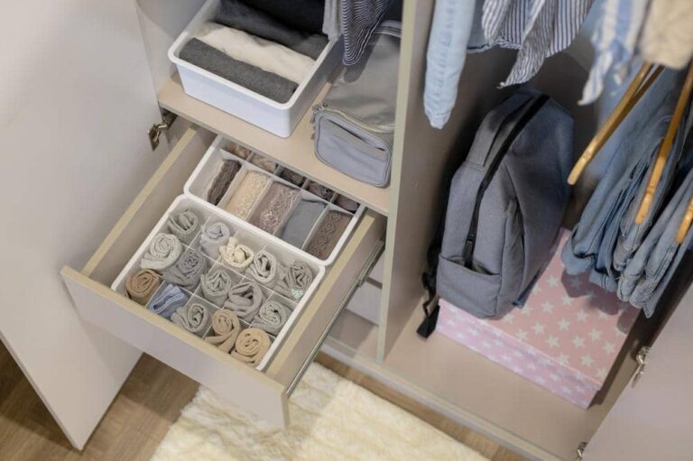 10 Ingenious Closet Organization Ideas for Space and Style